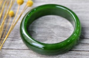Nephrite Jade Price Guide: Grades, Value & Origins - Jewea